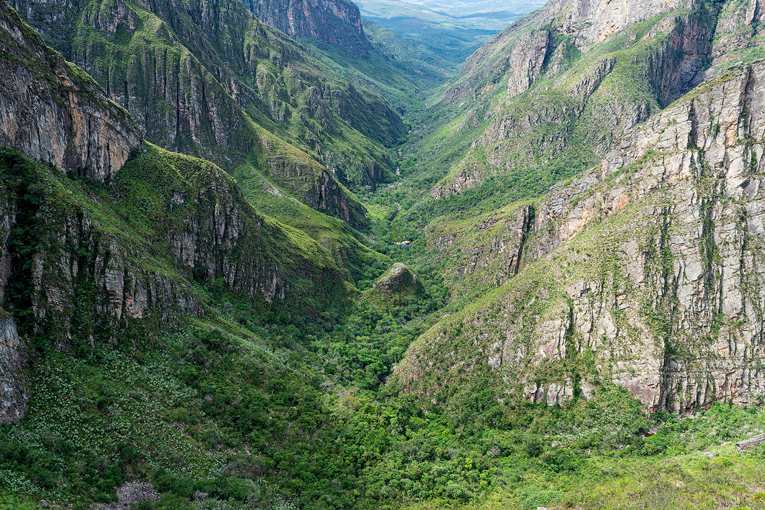 vale do travessão : Photos, Diagrams & Topos : SummitPost