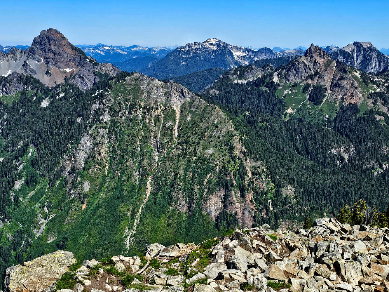 Thomson, Huckleberry, Burnt Boot, Big Snow : Photos, Diagrams & Topos ...