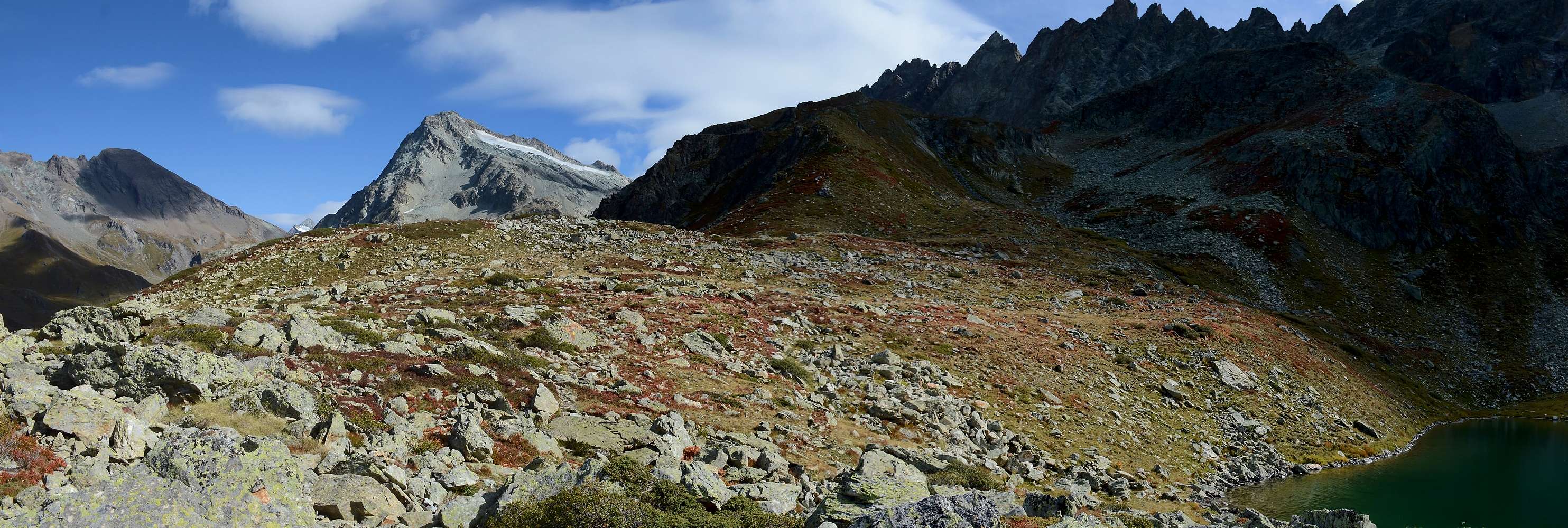 From left: Mont Avril , Mont Gelé and Morion Chain, Sep. 17th 2025 ...