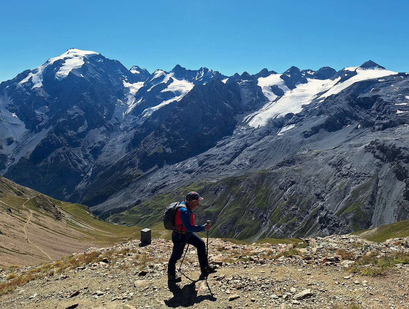 On the summit crest with King Ortles in background : Photos, Diagrams ...