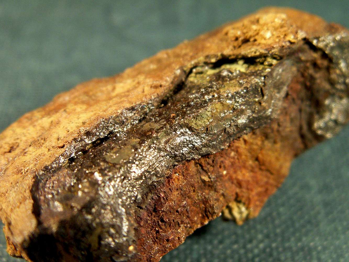 Hematite and goethite... : Photos, Diagrams & Topos : SummitPost