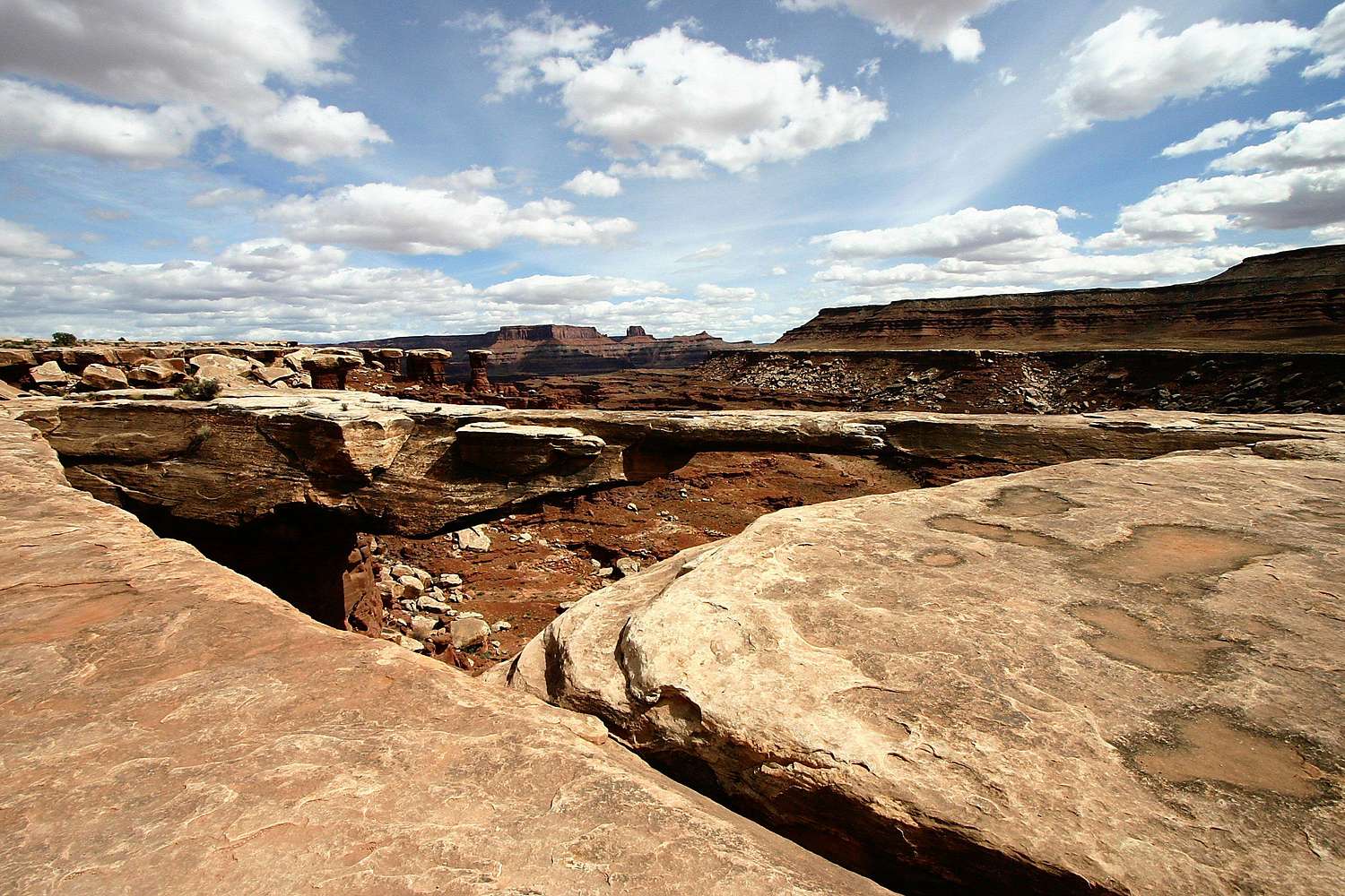 Musselman Arch, Canyonlands National Park : Photos, Diagrams & Topos ...