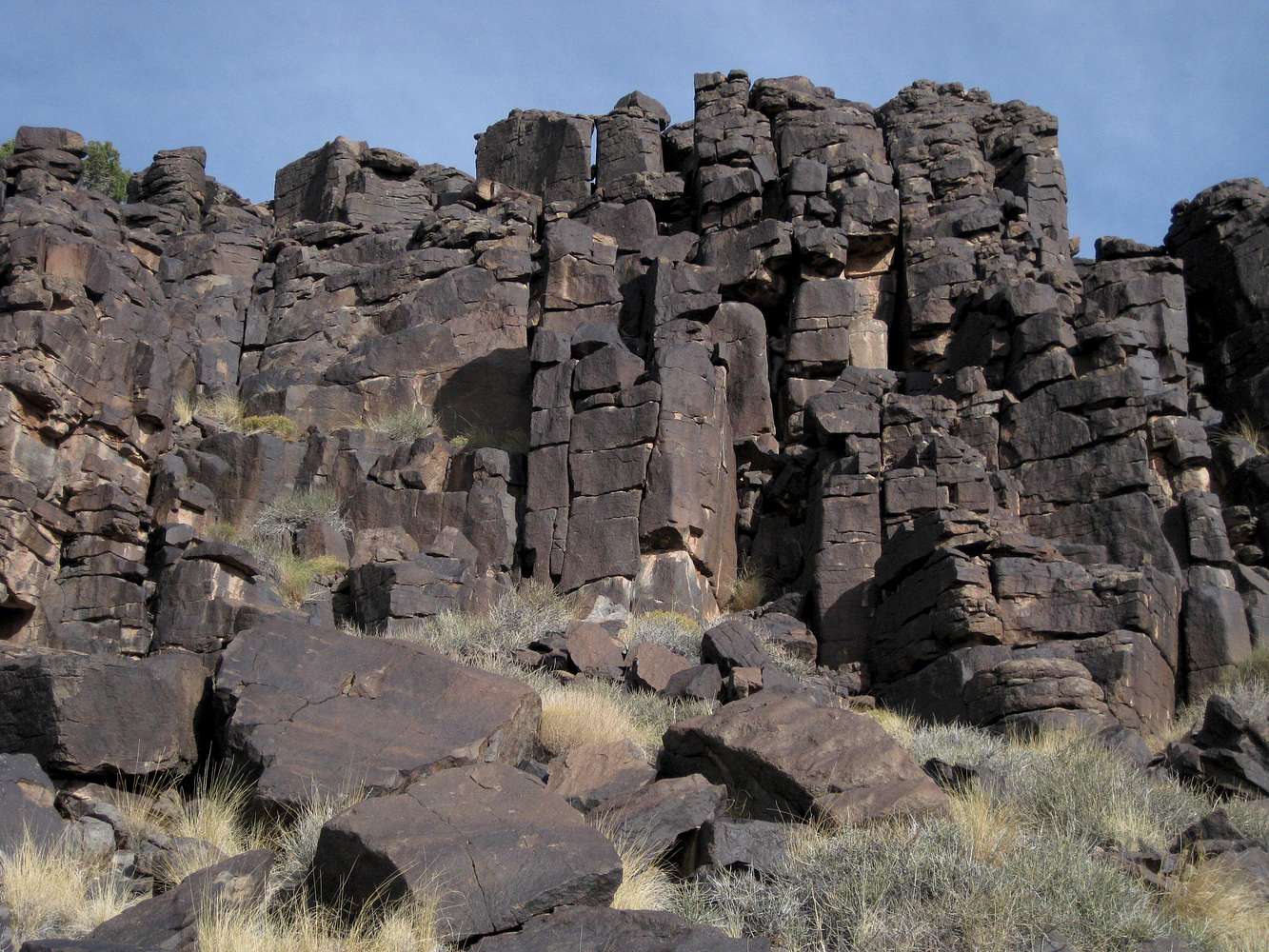 Black Cliffs : Photos, Diagrams & Topos : SummitPost