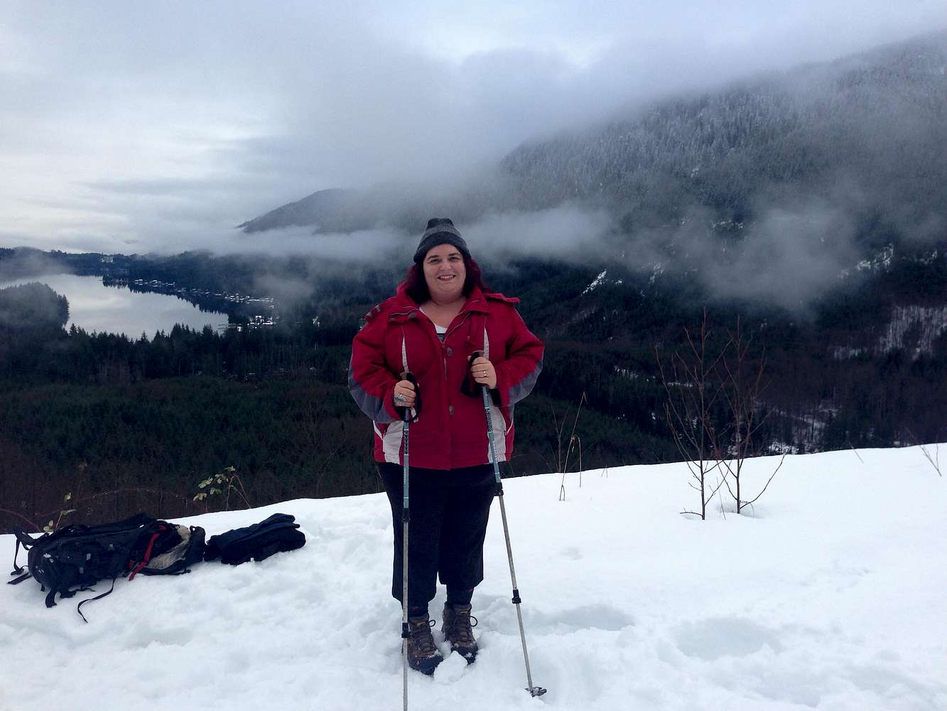 Enjoying the view of Lake Cavanaugh : Photos, Diagrams & Topos : SummitPost