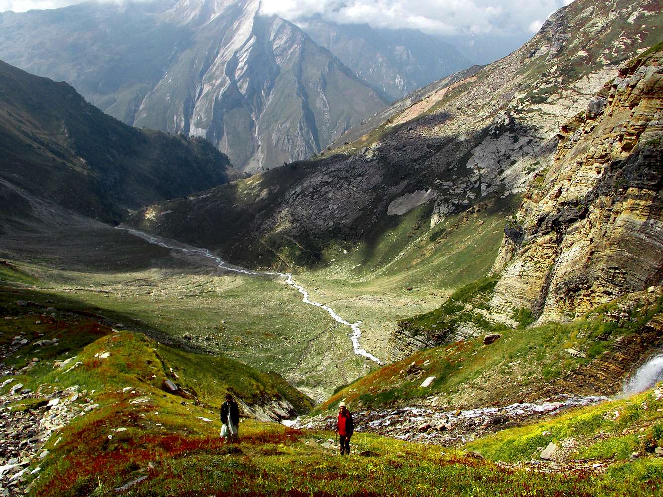 Chitta Khata Lake, Pakistan : Photos, Diagrams & Topos : SummitPost