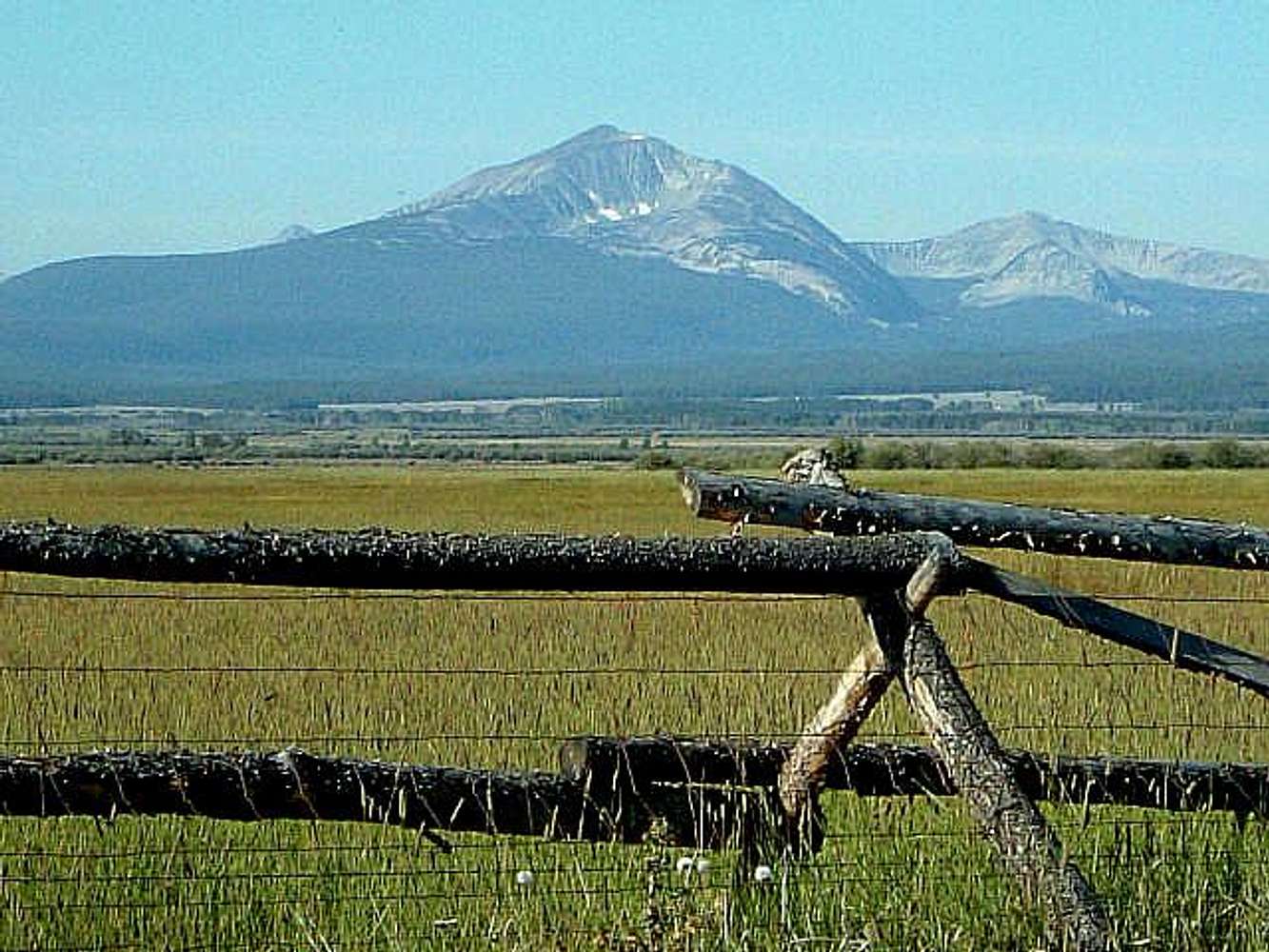 Most of the Big Hole Valley... : Photos, Diagrams & Topos : SummitPost