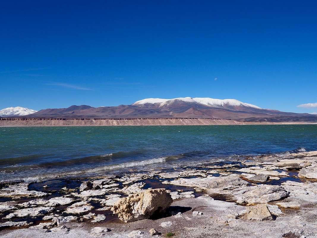 Falso Azufre rising over Laguna Verde : Photos, Diagrams & Topos ...