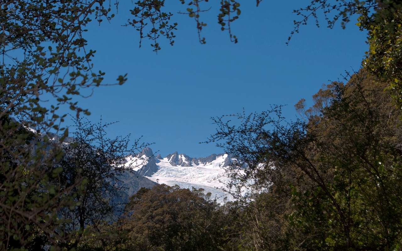 Hike to Alex Knob 24 (view through bush) : Photos, Diagrams & Topos ...