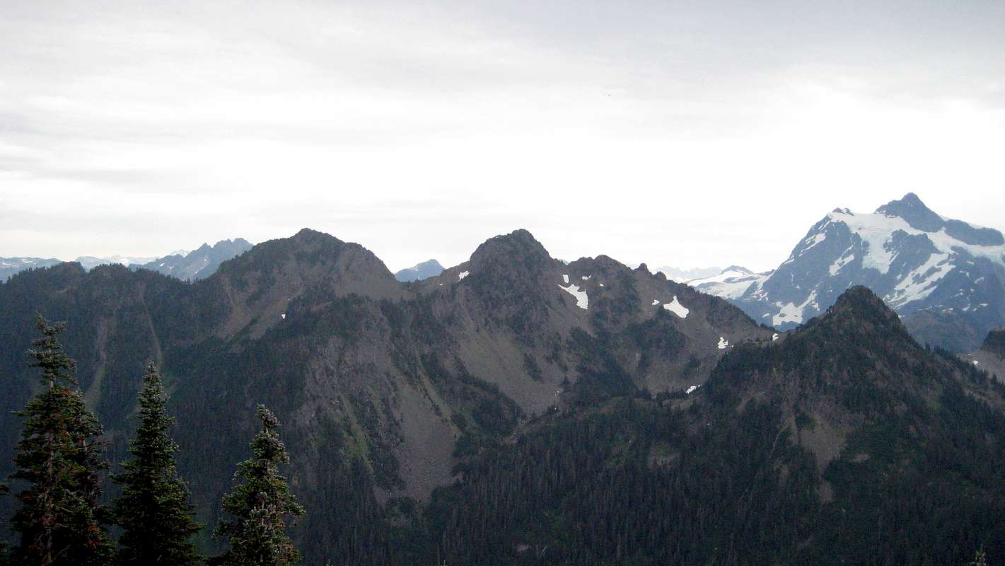 Mount Herman from Barometer Mountain : Photos, Diagrams & Topos ...