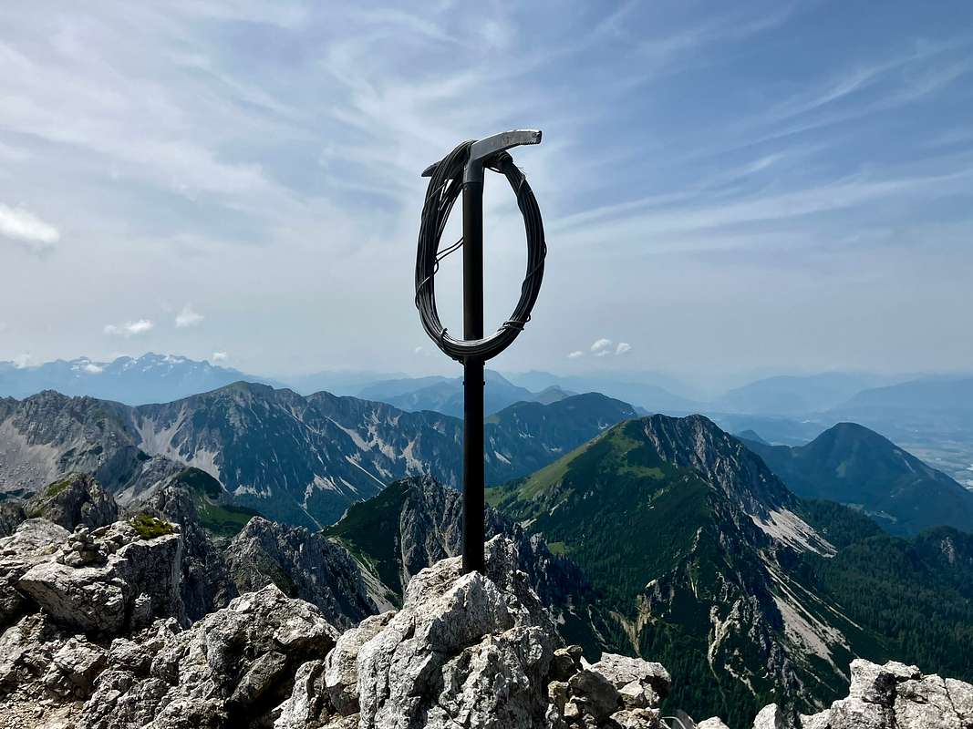 The peak of Vrtača : Photos, Diagrams & Topos : SummitPost