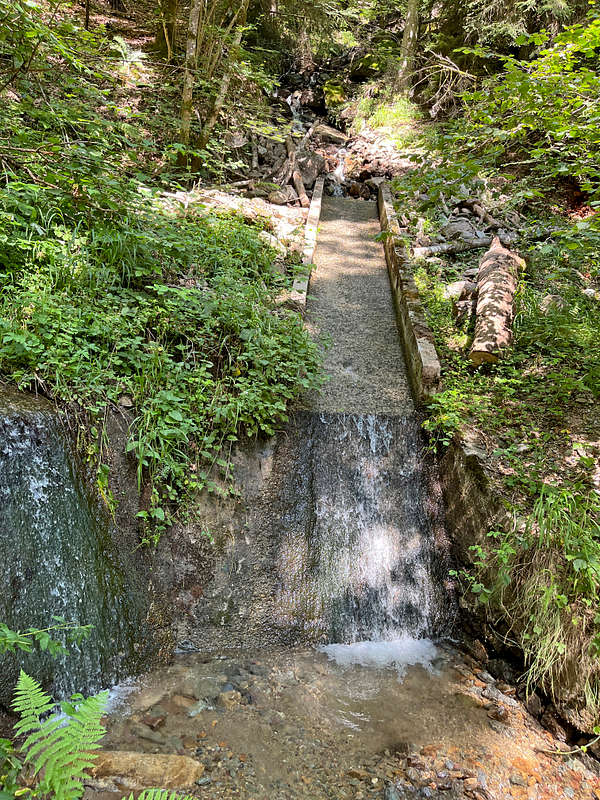 Water capture : Photos, Diagrams & Topos : SummitPost