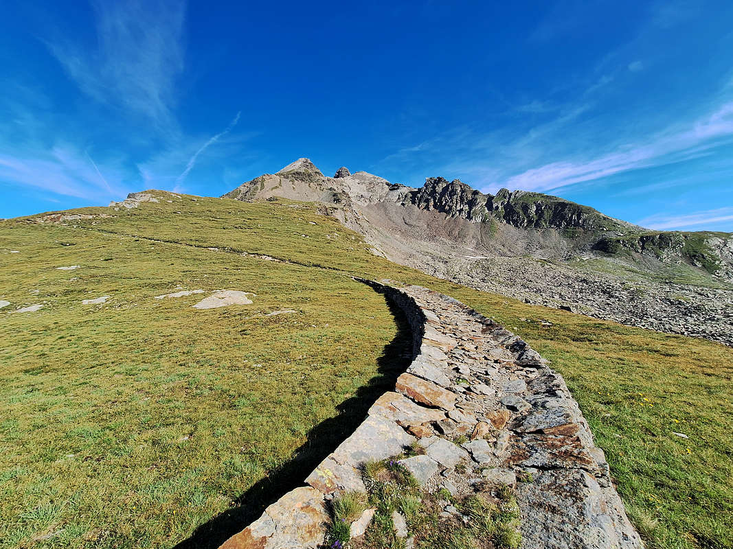 The WWI military mule track, Monte Gavia : Photos, Diagrams & Topos ...