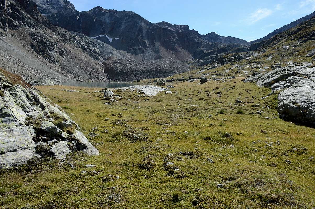 Lago Lungo (Long Lake) di Laures : Photos, Diagrams & Topos : SummitPost