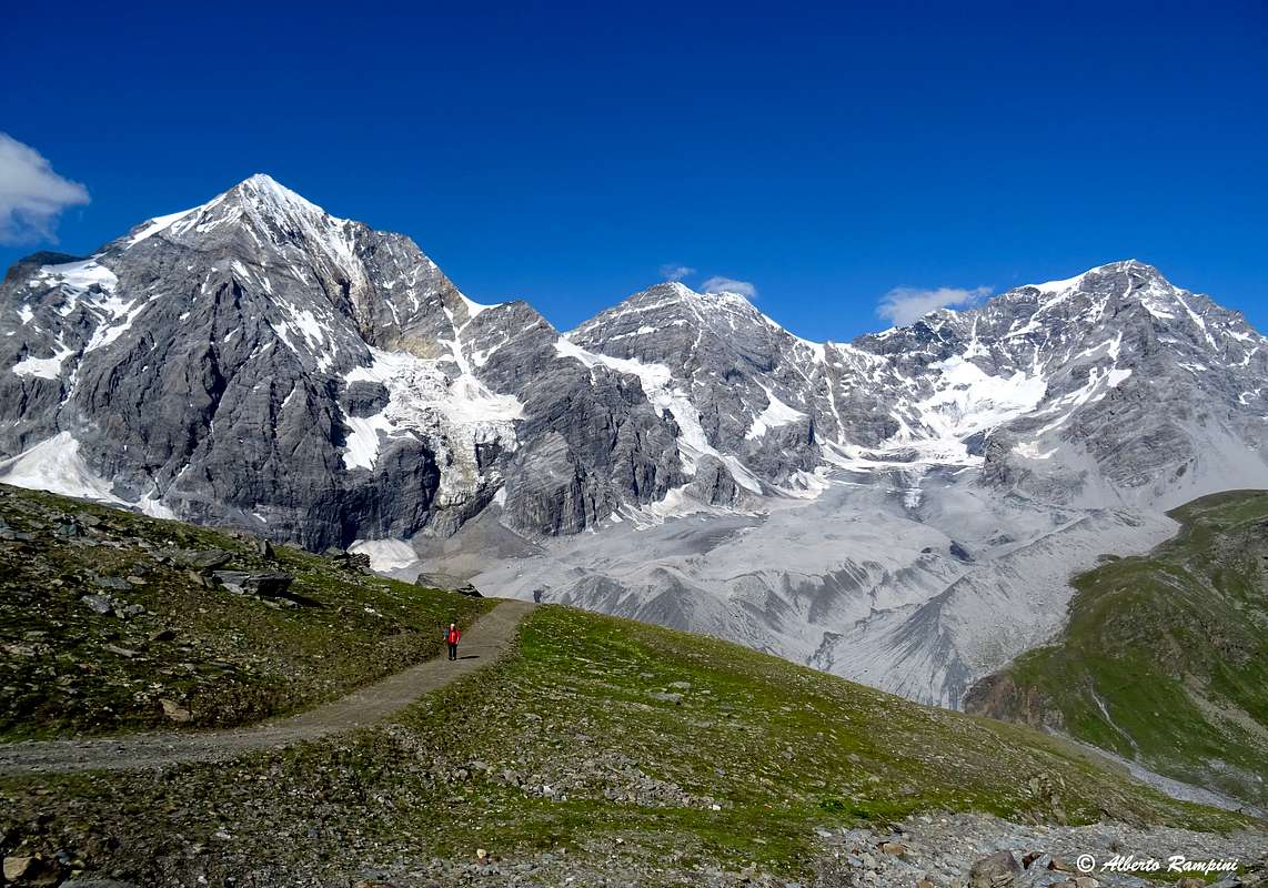 En route to Punta Beltovo, the tryad Gran Zebrù, Monte Zebrù, Ortles ...