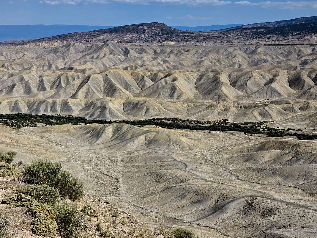 Badlands as viewed from Flat Top near Montrose : Photos, Diagrams ...