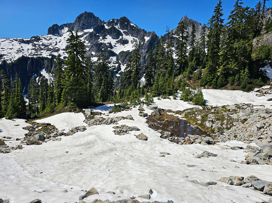 Chair Peak : Photos, Diagrams & Topos : SummitPost