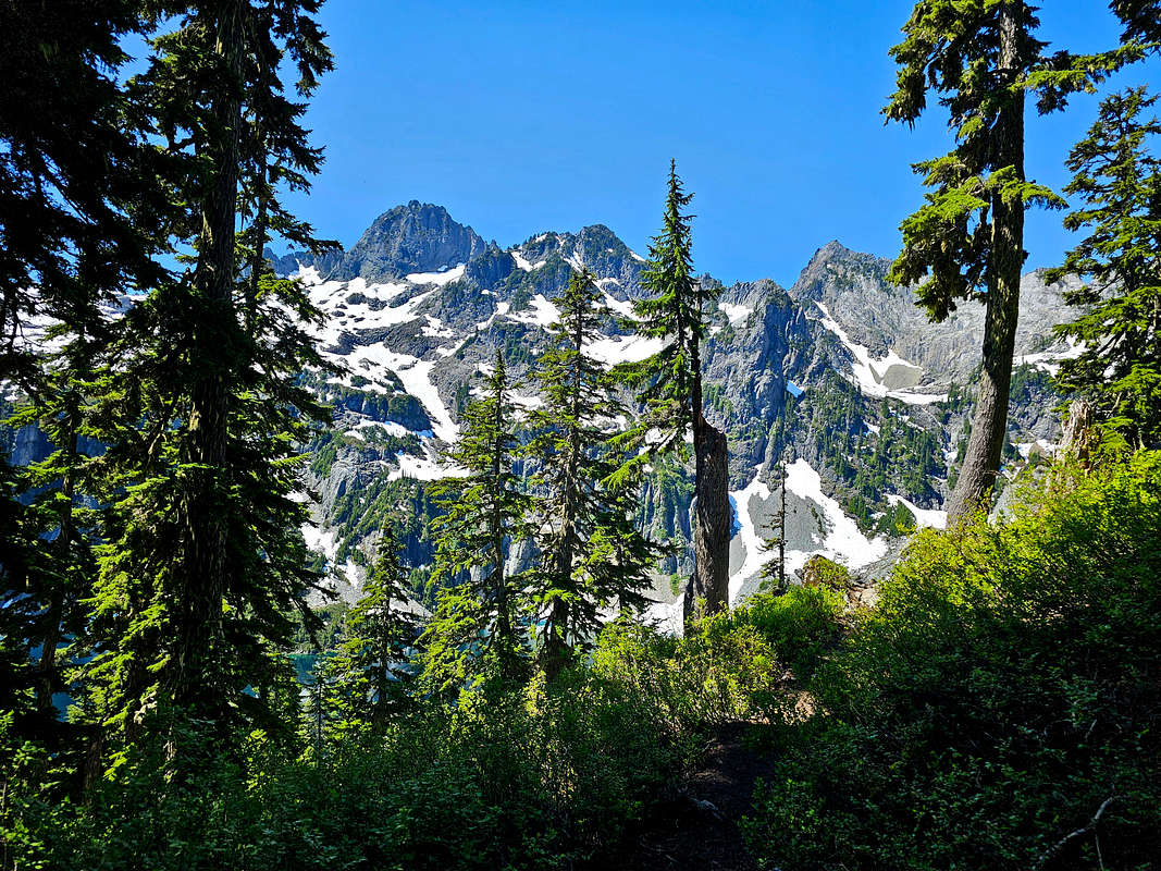 Chair Peak : Photos, Diagrams & Topos : SummitPost