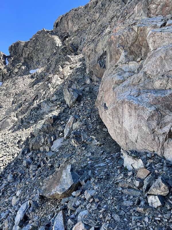 Looking up the Starr Ledge on Mt. Goddard : Photos, Diagrams & Topos ...