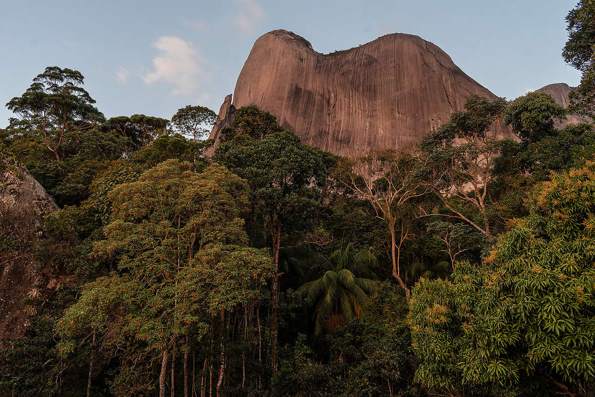 Pedra azul : Photos, Diagrams & Topos : SummitPost