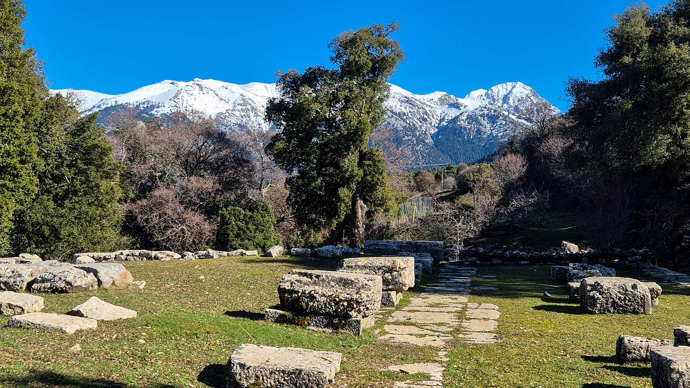 Chelmos (2,355m) Central from the Temple of Artemis at Lousoi : Photos ...