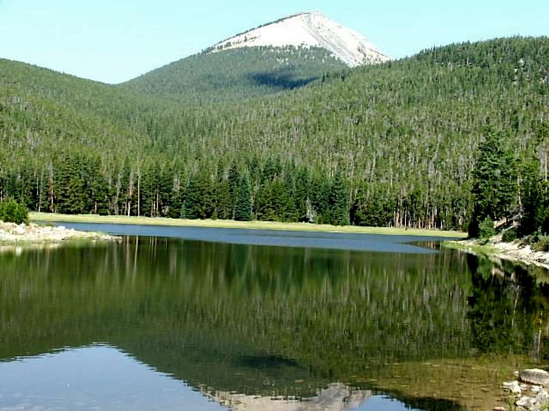 Deerhead Lake. After walking... : Photos, Diagrams & Topos : SummitPost