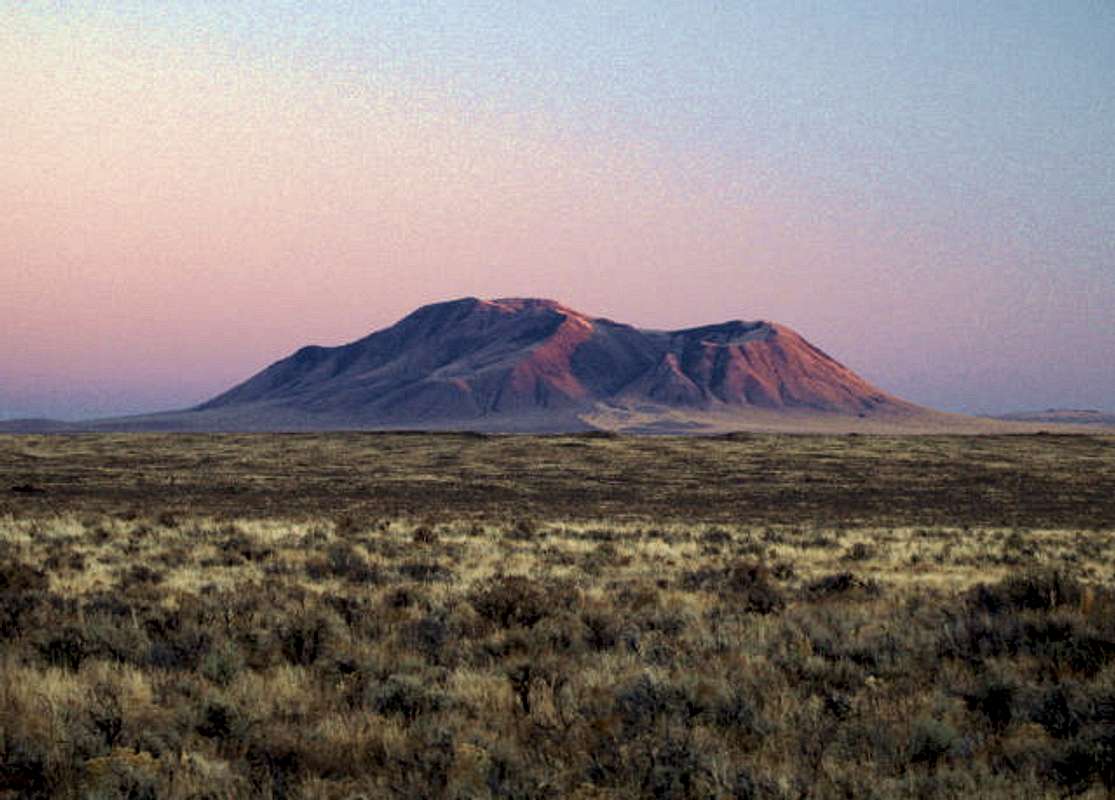 Big Southern Butte : Climbing, Hiking & Mountaineering : SummitPost