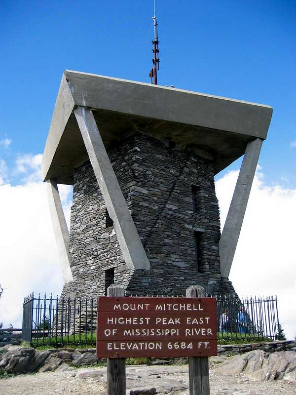 Tower on Mt. Mitchell : Photos, Diagrams & Topos : SummitPost