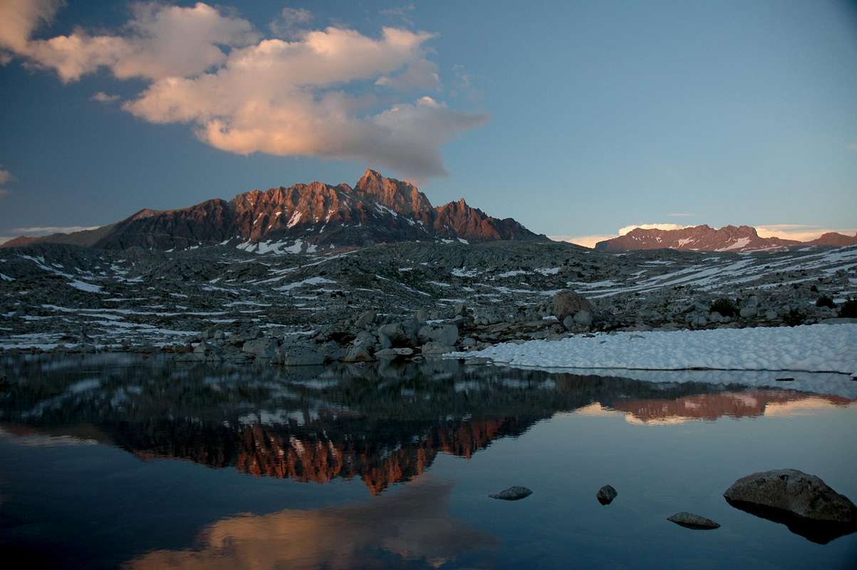 Mt. Humphreys reflection in Lower Desolation Lake : Photos, Diagrams ...