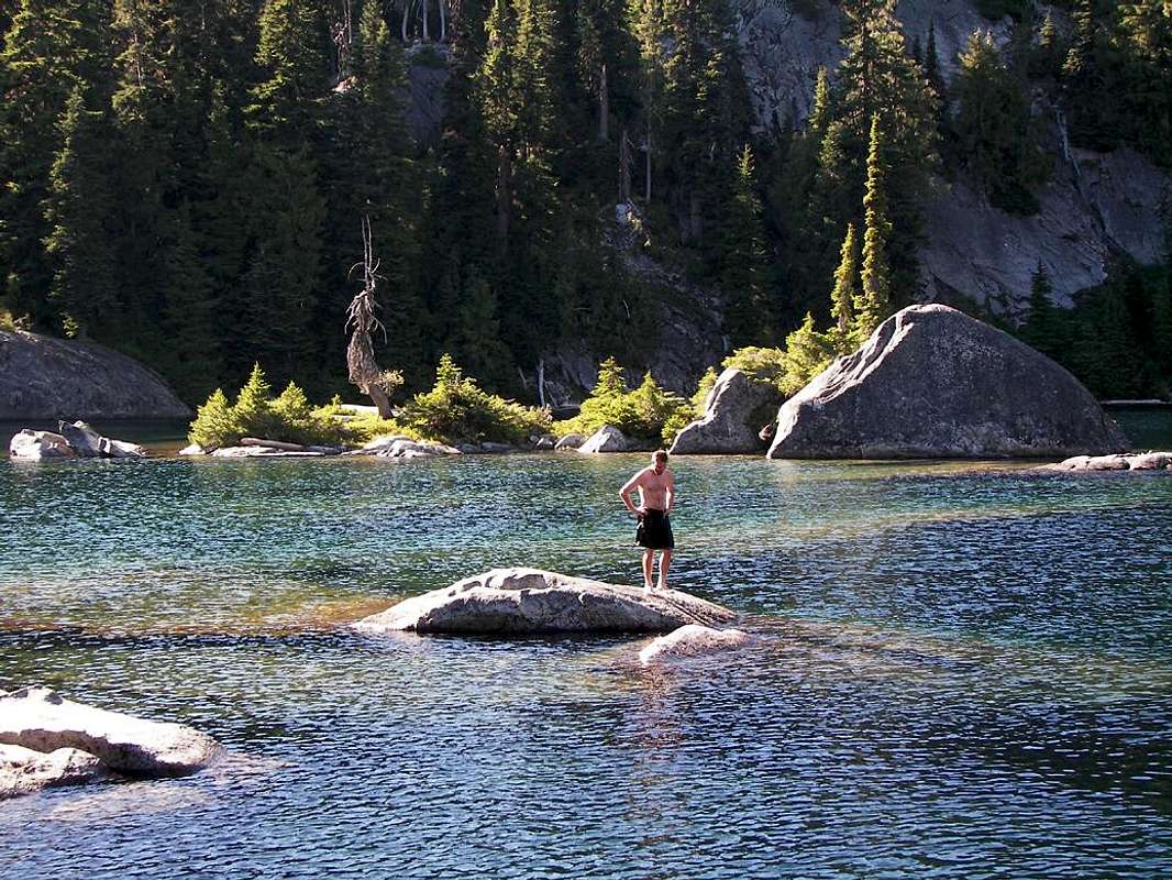 A Swim in Tuck Lake : Photos, Diagrams & Topos : SummitPost
