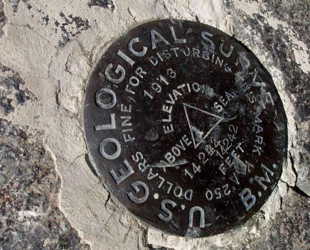 USGS Benchmark for White Mtn Peak : Photos, Diagrams & Topos : SummitPost
