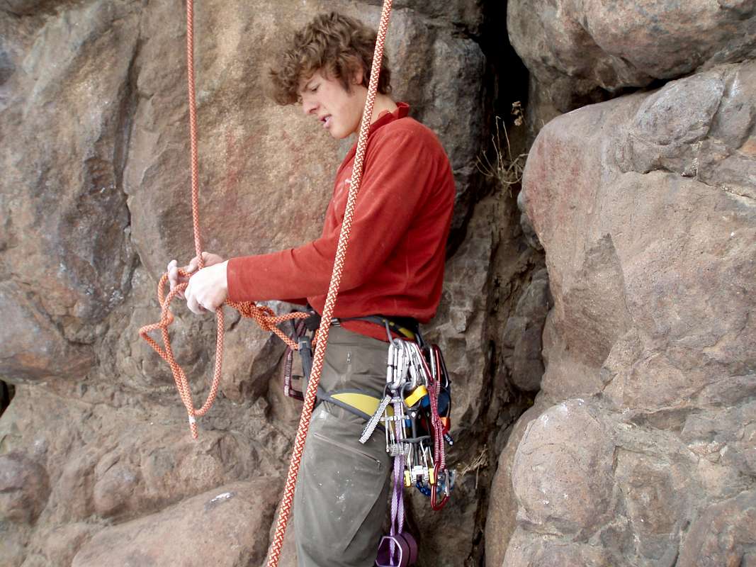 Tying off after a Successful Lead : Photos, Diagrams & Topos : SummitPost