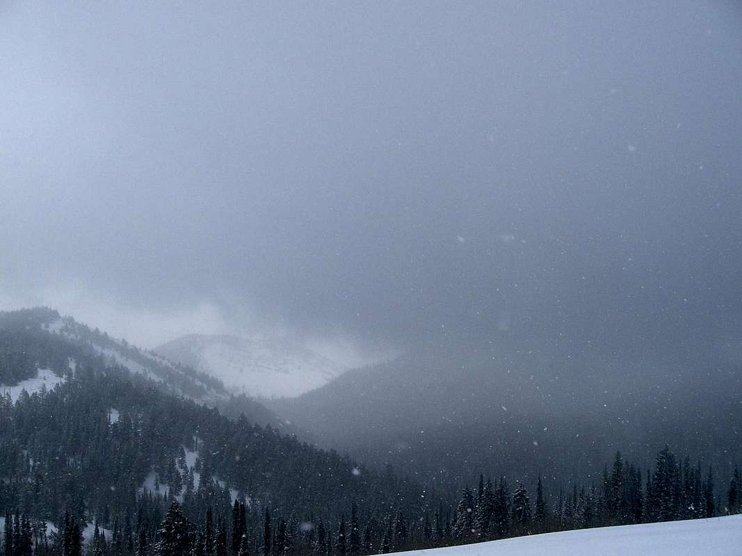 Mountain Snowstorm : Photos, Diagrams & Topos : SummitPost