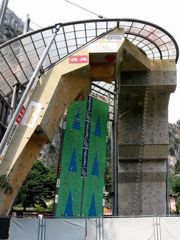 Artificial climbing wall in Arco : Photos, Diagrams & Topos : SummitPost