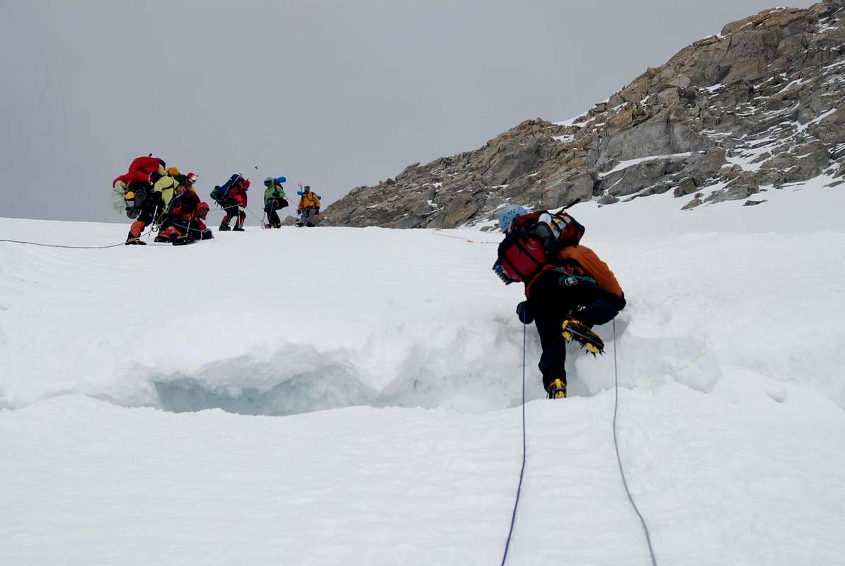 bergschrund : Photos, Diagrams & Topos : SummitPost