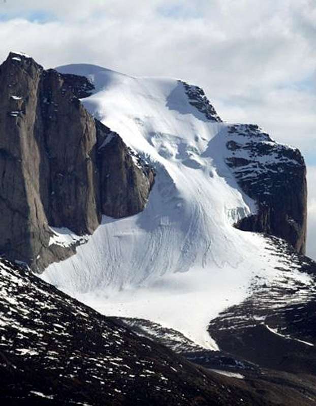 A close up of the snowy ramp... : Photos, Diagrams & Topos : SummitPost