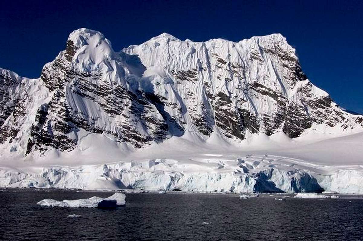 Bryde Island, Antarctica. : Photos, Diagrams & Topos : SummitPost