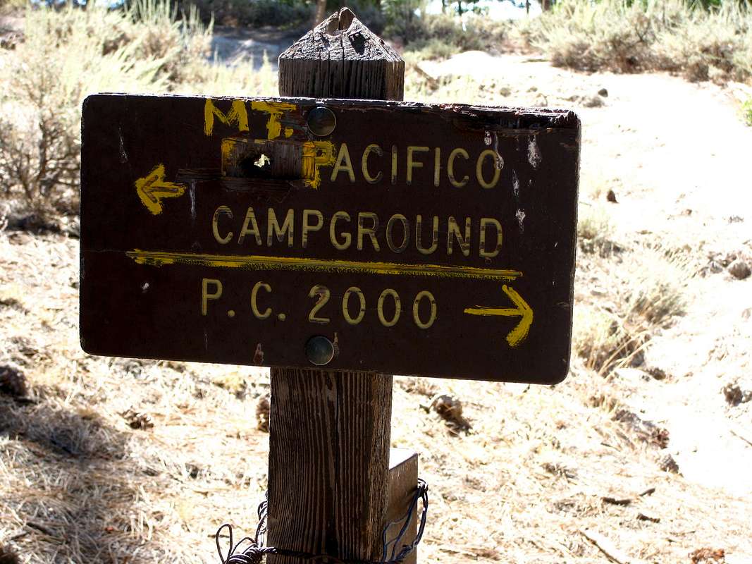 Saddle below Mt. Pacifico : Photos, Diagrams & Topos : SummitPost