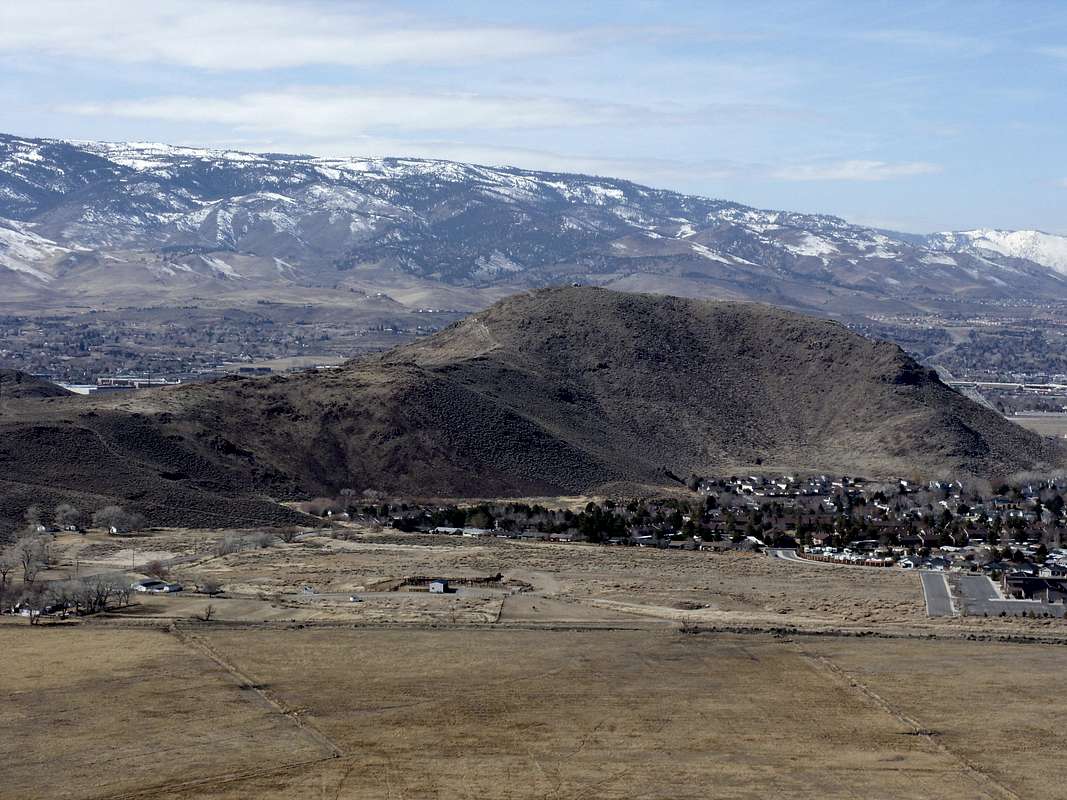 Rattlesnake Mountain from the summit : Photos, Diagrams & Topos ...