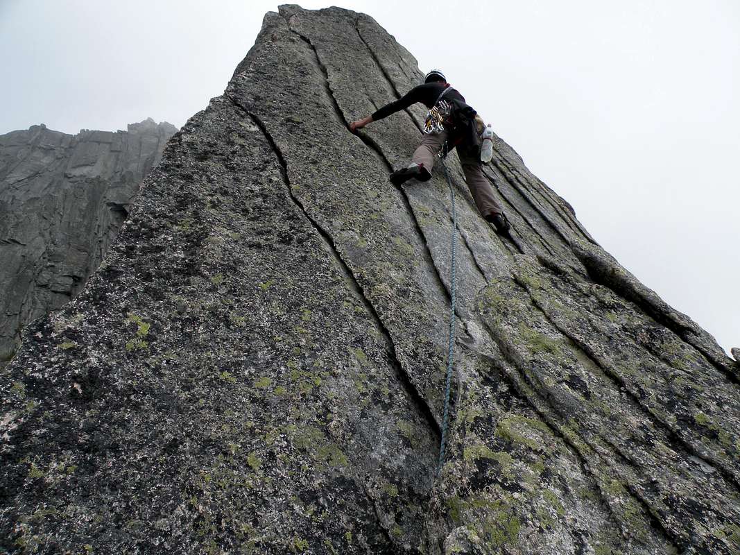 Salbit south ridge : Photos, Diagrams & Topos : SummitPost