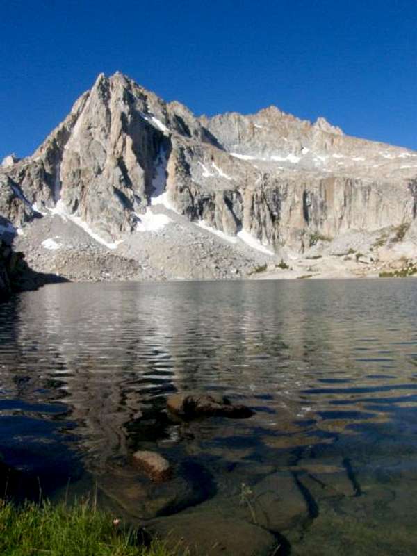 Picture Peak and Hungry Packer Lake : Photos, Diagrams & Topos : SummitPost