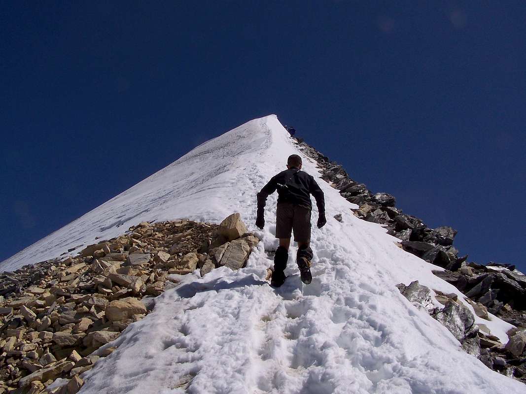 The last effort to Hochfeiler : Photos, Diagrams & Topos : SummitPost