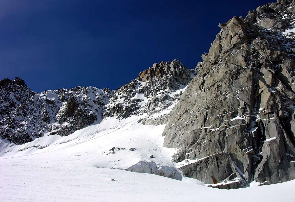 Tour Ronde : Photos, Diagrams & Topos : SummitPost