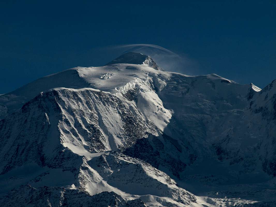 Mont Blanc with Halo : Photos, Diagrams & Topos : SummitPost