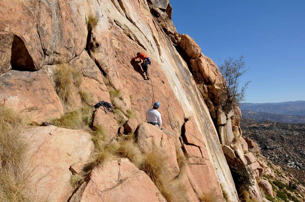 The start of Leonids : Photos, Diagrams & Topos : SummitPost