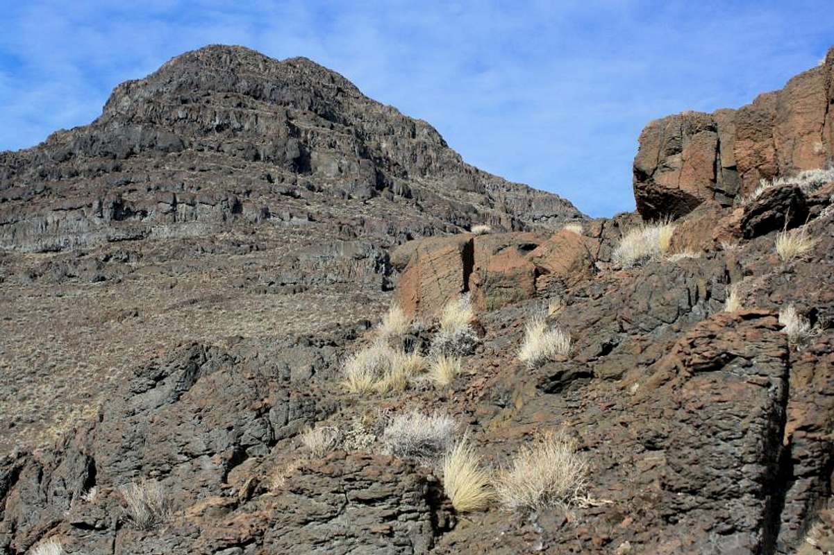 Layers of Basalt : Photos, Diagrams & Topos : SummitPost