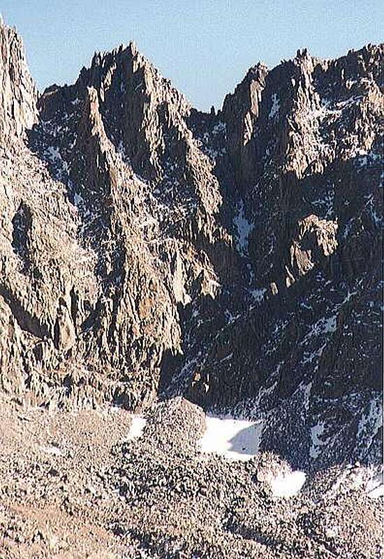 The 'low spot' on the ridge... : Photos, Diagrams & Topos : SummitPost