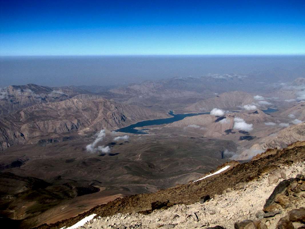 Lar Dam Lake from Damavand Peak : Photos, Diagrams & Topos : SummitPost