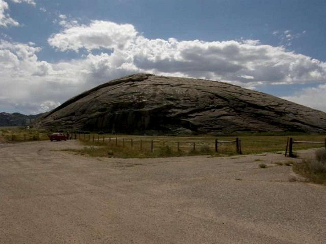 Independence Rock : Photos, Diagrams & Topos : SummitPost