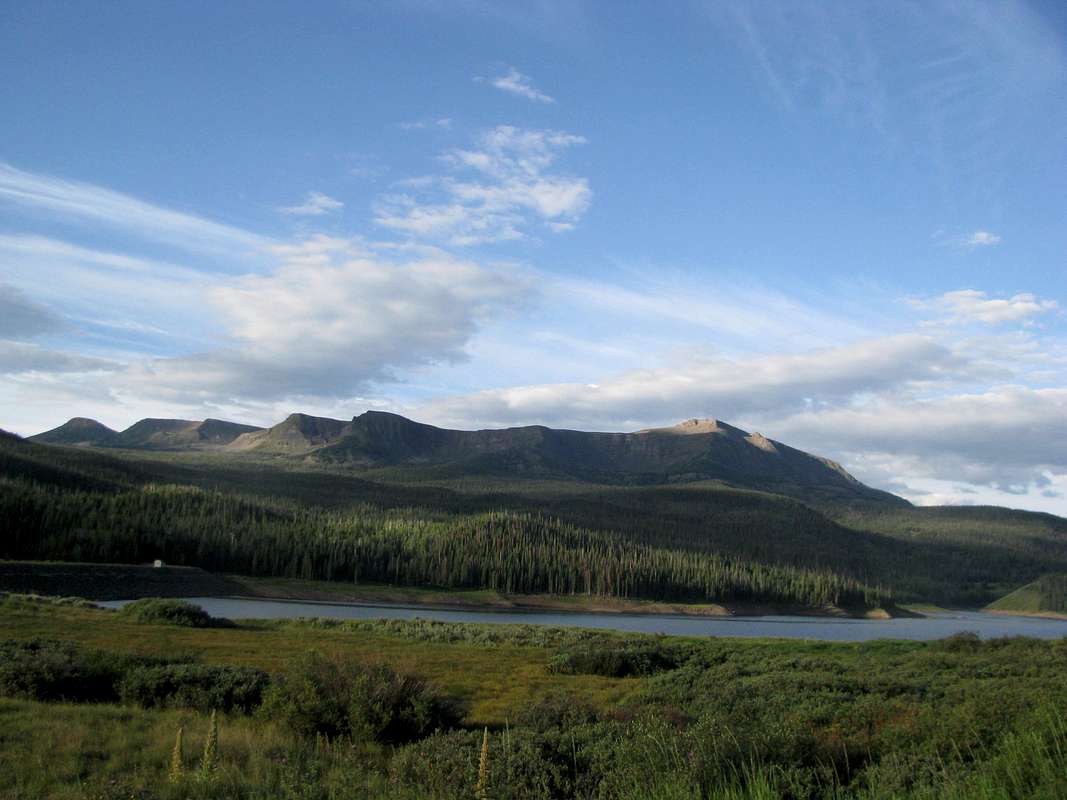 Flat Top Mountain : Photos, Diagrams & Topos : SummitPost