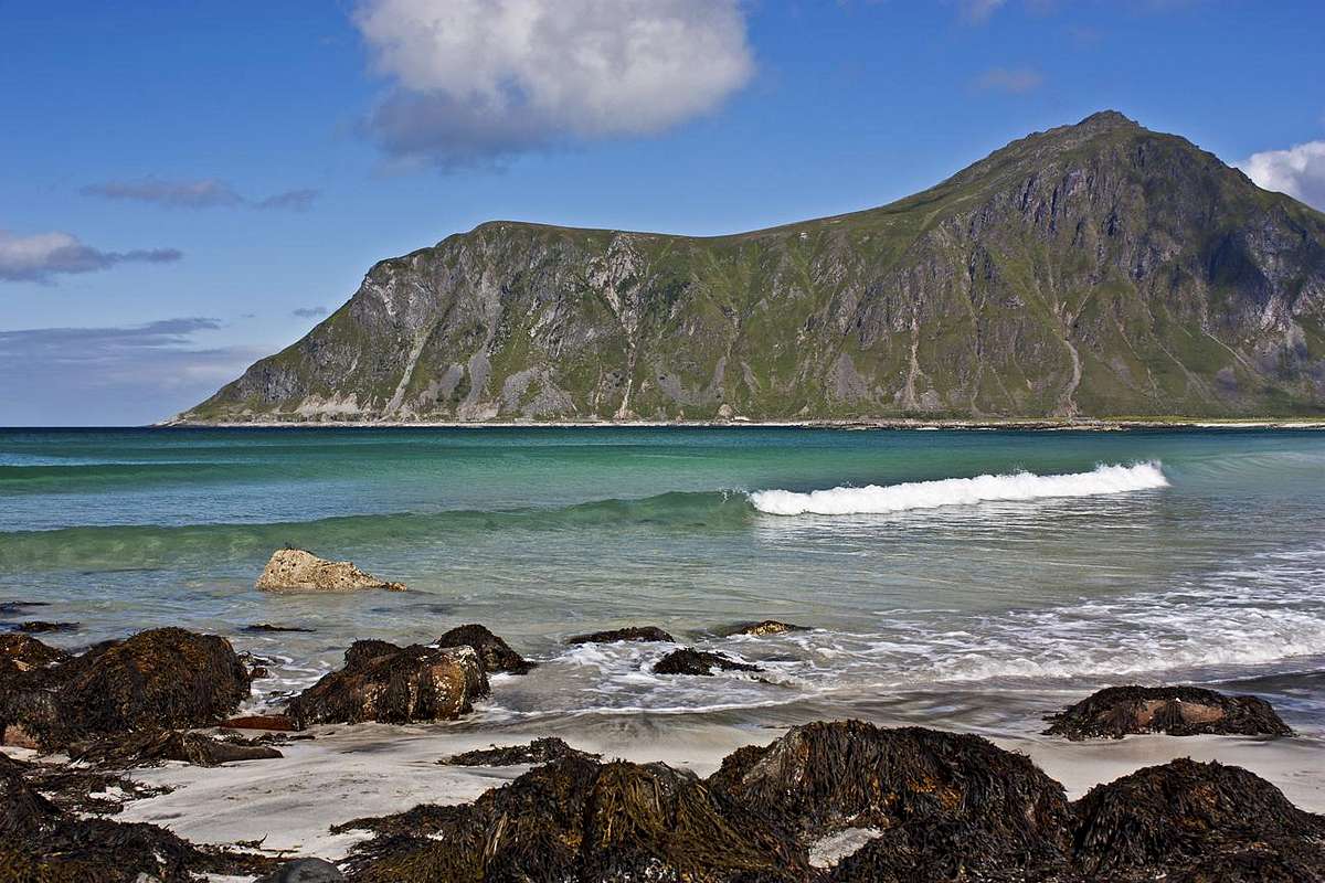 Flakstad beach - Lofoten Islands : Photos, Diagrams & Topos : SummitPost